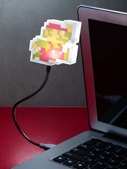 Nintendo Super Mario Bros USB Light | Nerdom