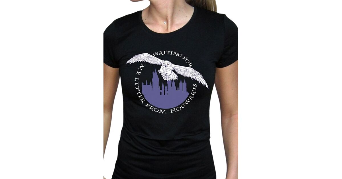 Harry Potter Hedwig Woman's Black T-shirt | Nerdom