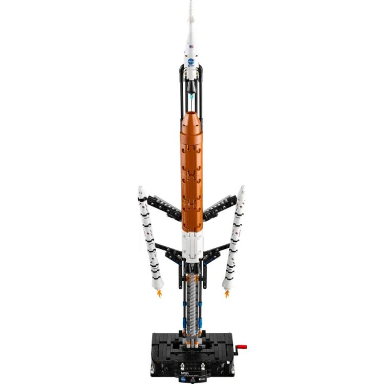 LEGO® Technic: NASA Artemis Space Launch System Rocket (42221) | Nerdom ...